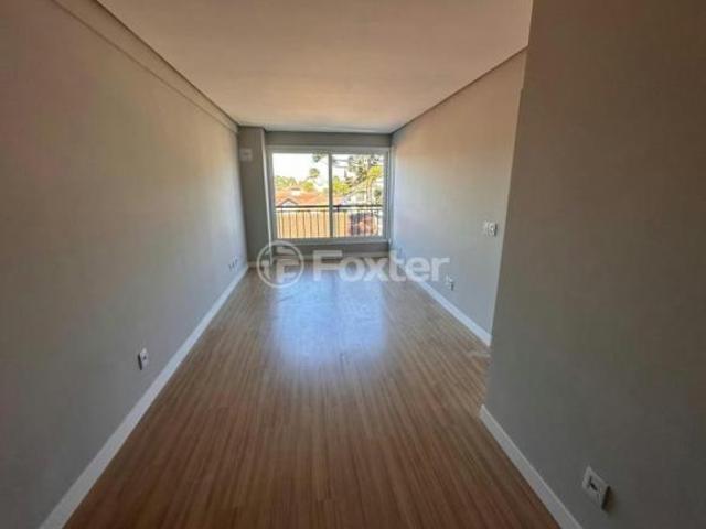 Apartamento, 2 dormitórios, 65 m², em Centro