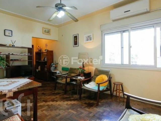 Apartamento, 2 dormitórios, 65 m², em Moinhos de Vento