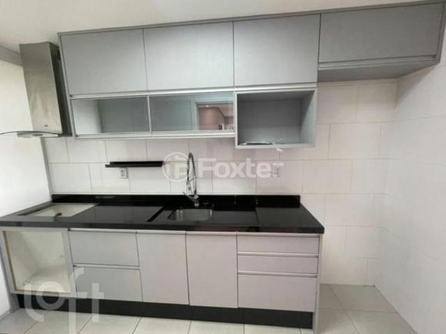 Apartamento, 2 dormitórios, 65 m², em São José