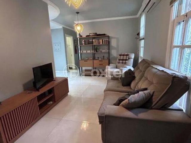 Apartamento, 2 dormitórios, 65.15 m², em Mont Serrat