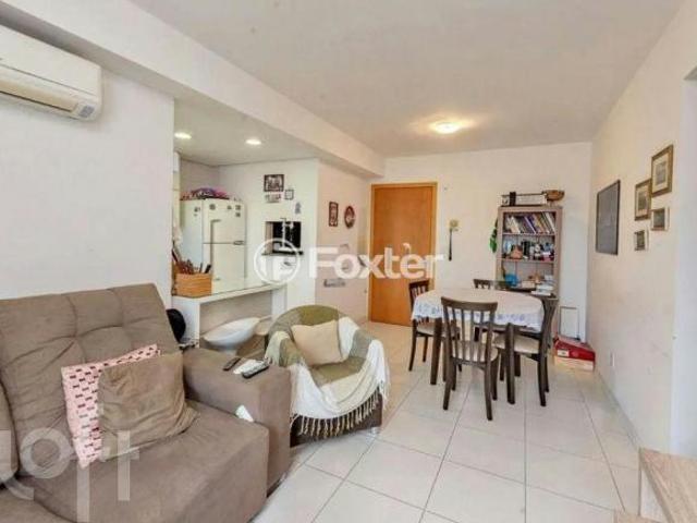 Apartamento, 2 dormitórios, 65.31 m², em Passo da Areia