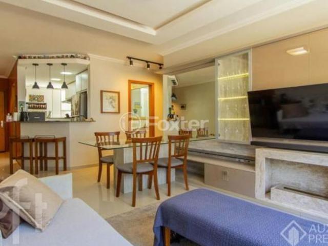 Apartamento, 2 dormitórios, 65.54 m², em Petrópolis