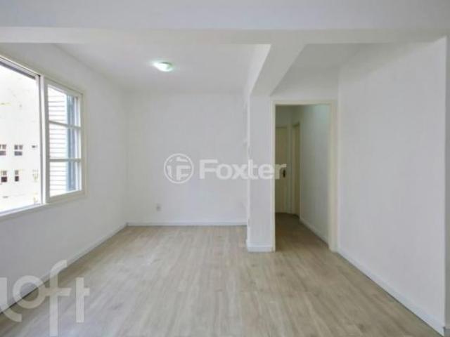 Apartamento, 2 dormitórios, 65.62 m², em Partenon