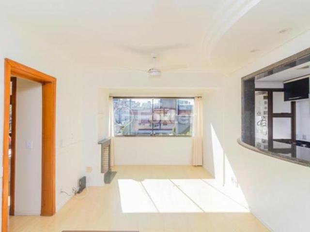 Apartamento, 2 dormitórios, 65.73 m², em Mont Serrat