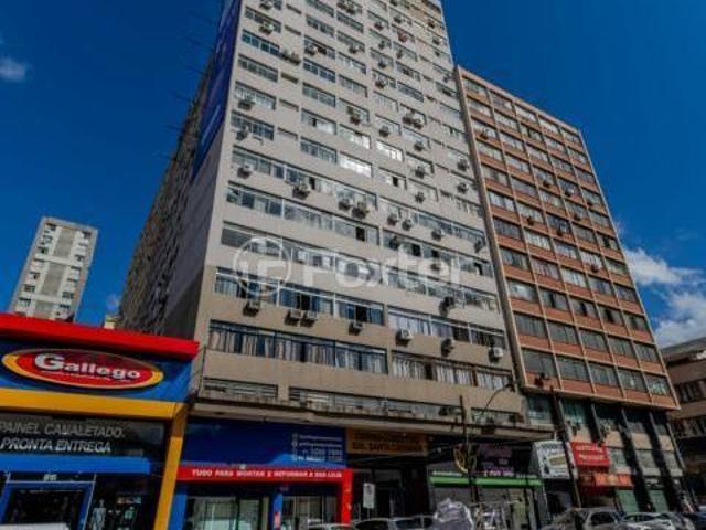 Apartamento, 2 dormitórios, 66 m², em Centro Histórico