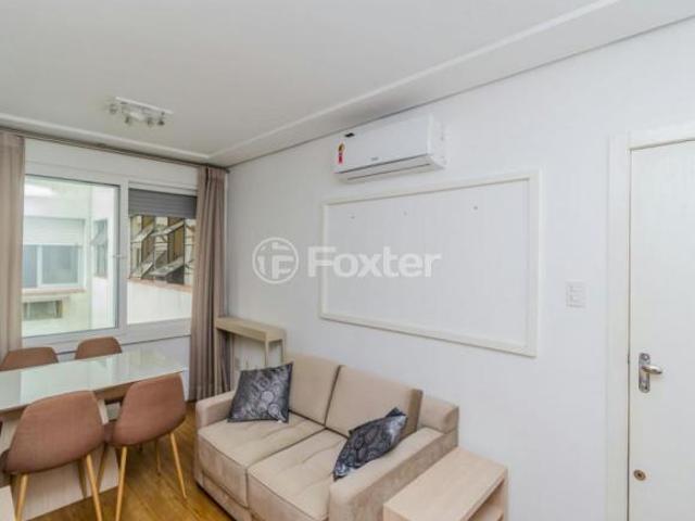 Apartamento, 2 dormitórios, 66 m², em Centro Histórico