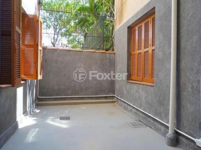 Apartamento, 2 dormitórios, 66 m², em São João