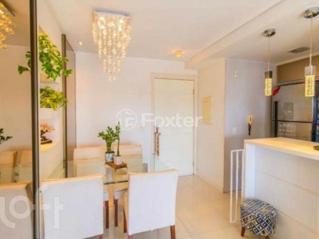 Apartamento, 2 dormitórios, 66 m², em Vila Ipiranga