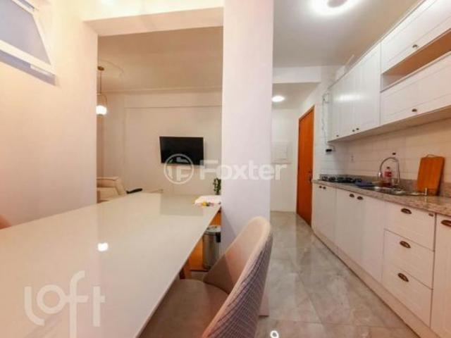 Apartamento, 2 dormitórios, 66.78 m², em Centro Histórico