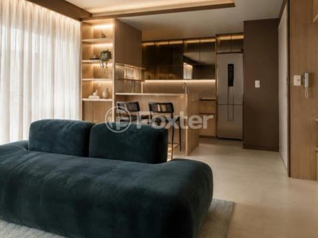 Apartamento, 2 dormitórios, 66.87 m², em Petrópolis