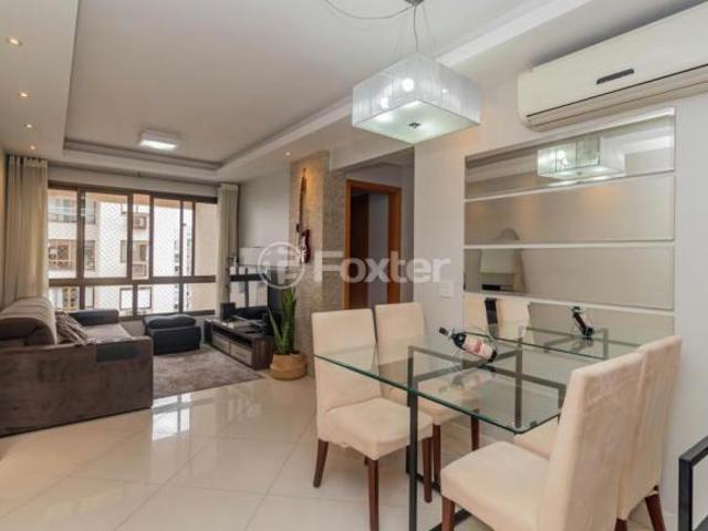Apartamento, 2 dormitórios, 66.99 m², em Passo da Areia