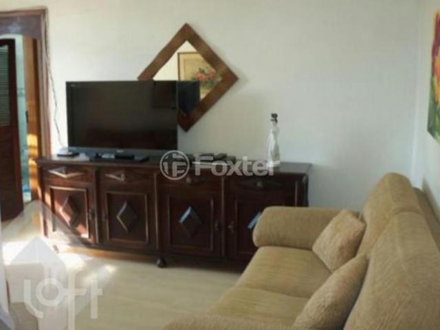 Apartamento, 2 dormitórios, 67 m², em Partenon