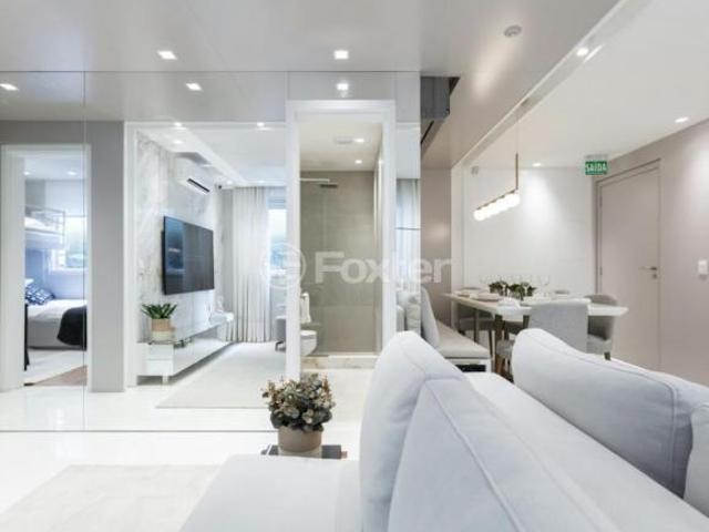 Apartamento, 2 dormitórios, 67 m², em Passo da Areia
