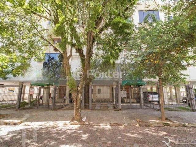 Apartamento, 2 dormitórios, 67.33 m², em Menino Deus