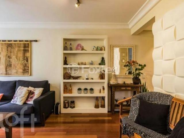 Apartamento, 2 dormitórios, 67.43 m², em Floresta