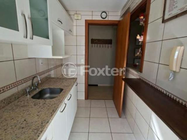 Apartamento, 2 dormitórios, 67.52 m², em Menino Deus