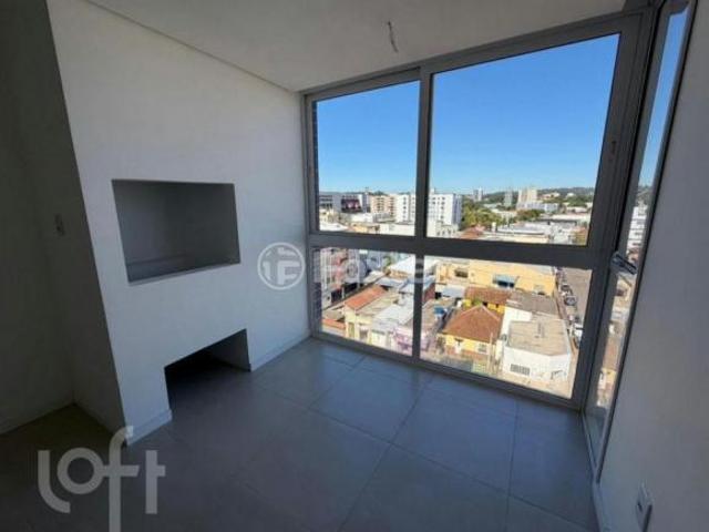 Apartamento, 2 dormitórios, 67.63 m², em Centro