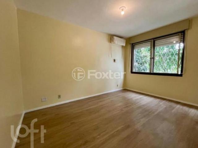 Apartamento, 2 dormitórios, 67.6 m², em Teresópolis