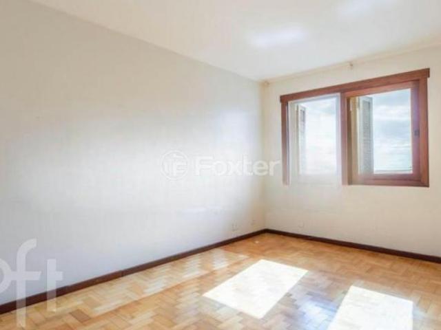 Apartamento, 2 dormitórios, 67.88 m², em Centro Histórico