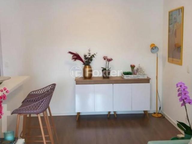 Apartamento, 2 dormitórios, 68 m², em Chácara Inglesa
