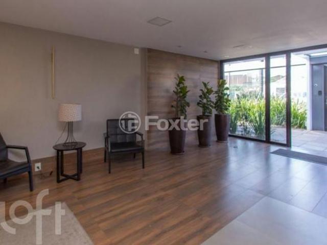 Apartamento, 2 dormitórios, 68 m², em Cristal