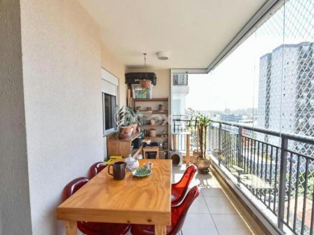 Apartamento, 2 dormitórios, 68 m², em Ipiranga