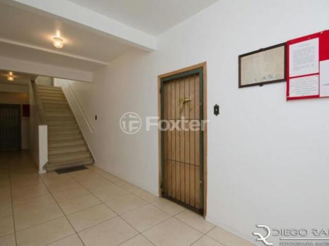Apartamento, 2 dormitórios, 68 m², em Jardim Carvalho