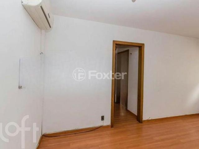 Apartamento, 2 dormitórios, 68 m², em Petrópolis