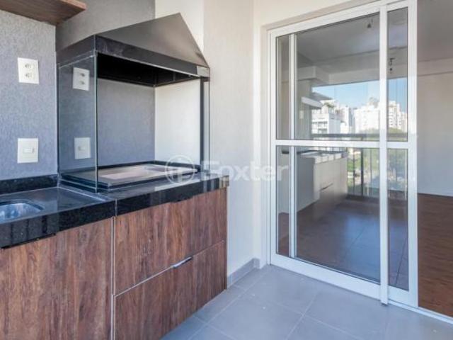 Apartamento, 2 dormitórios, 68 m², em Perdizes