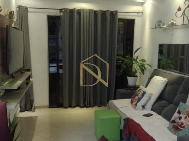 Apartamento 2 dormitórios 68 m² Edifício Gênova Monte Castelo