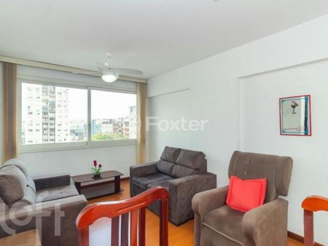 Apartamento, 2 dormitórios, 68.2 m², em Floresta