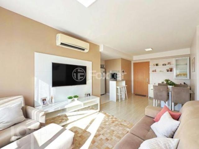 Apartamento, 2 dormitórios, 68.36 m², em Jardim Lindóia