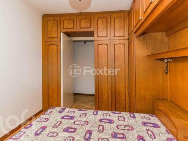 Apartamento, 2 dormitórios, 68.46 m², em São João