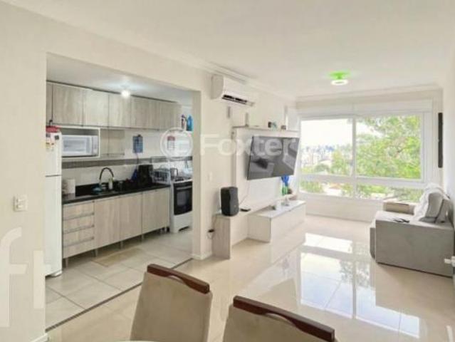 Apartamento, 2 dormitórios, 68.67 m², em Santo Antônio