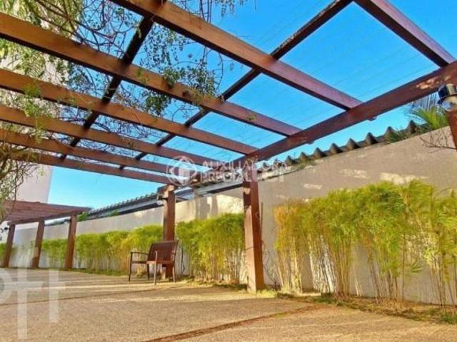 Apartamento, 2 dormitórios, 68.68 m², em Jardim Lindóia