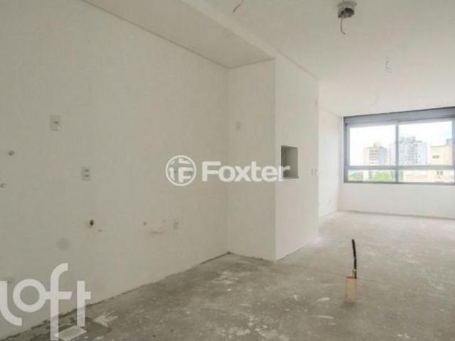 Apartamento, 2 dormitórios, 68.94 m², em Cristal
