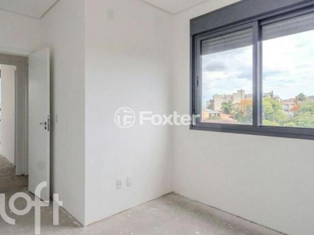 Apartamento, 2 dormitórios, 68.94 m², em Cristal