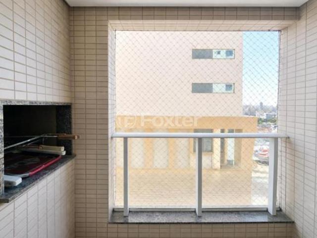 Apartamento, 2 dormitórios, 69 m², em Centro