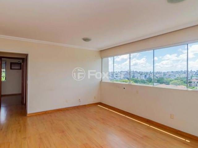 Apartamento, 2 dormitórios, 69 m², em Partenon