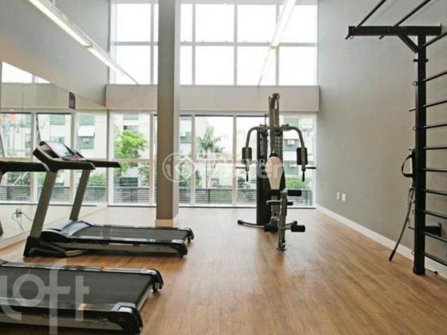 Apartamento, 2 dormitórios, 69 m², em Vila Ipiranga