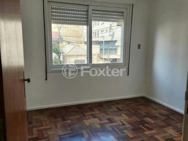 Apartamento, 2 dormitórios, 69.24 m², em Santana