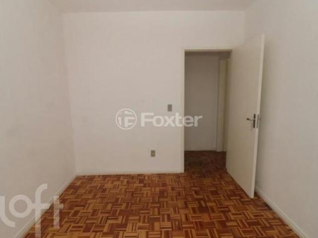 Apartamento, 2 dormitórios, 69.45 m², em Menino Deus