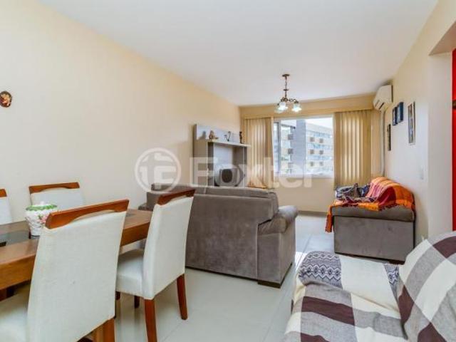 Apartamento, 2 dormitórios, 69.58 m², em Santana