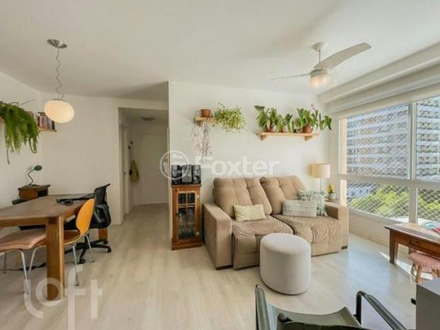 Apartamento, 2 dormitórios, 69.64 m², em Tristeza