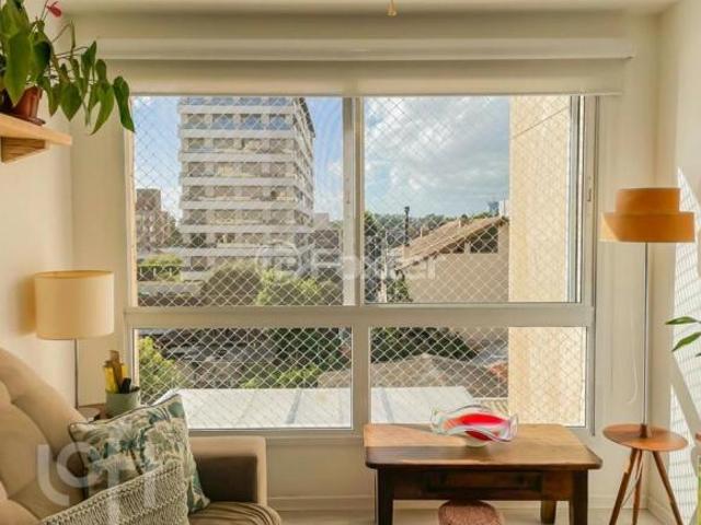 Apartamento, 2 dormitórios, 69.64 m², em Tristeza