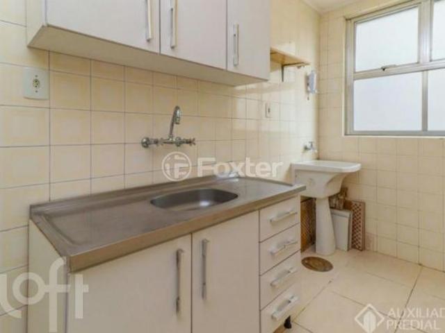 Apartamento, 2 dormitórios, 60 m², em Centro Histórico