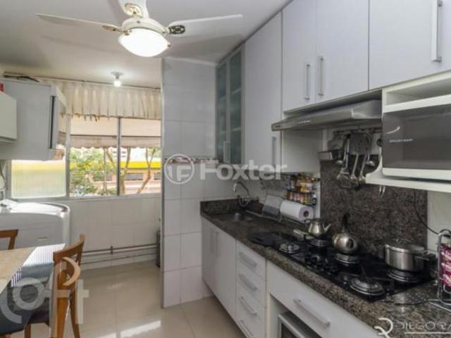 Apartamento, 2 dormitórios, 60 m², em Humaitá