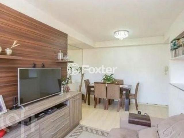 Apartamento, 2 dormitórios, 60 m², em Menino Deus