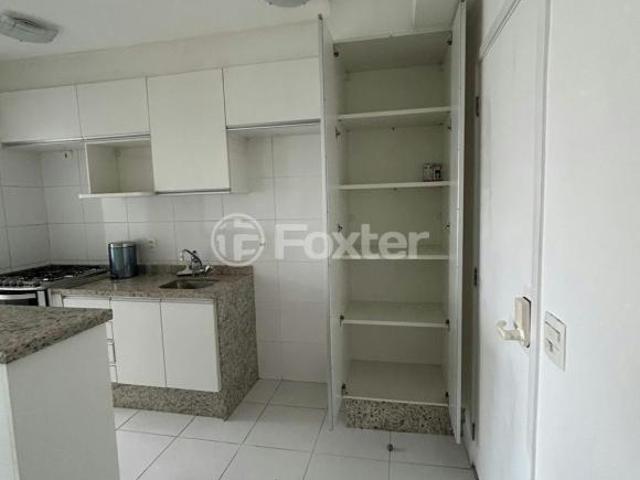Apartamento, 2 dormitórios, 60 m², em Vila Gomes Cardim