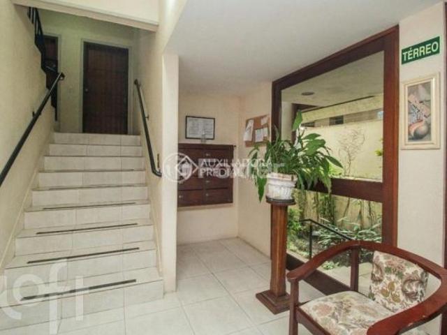Apartamento, 2 dormitórios, 60.07 m², em Mont Serrat